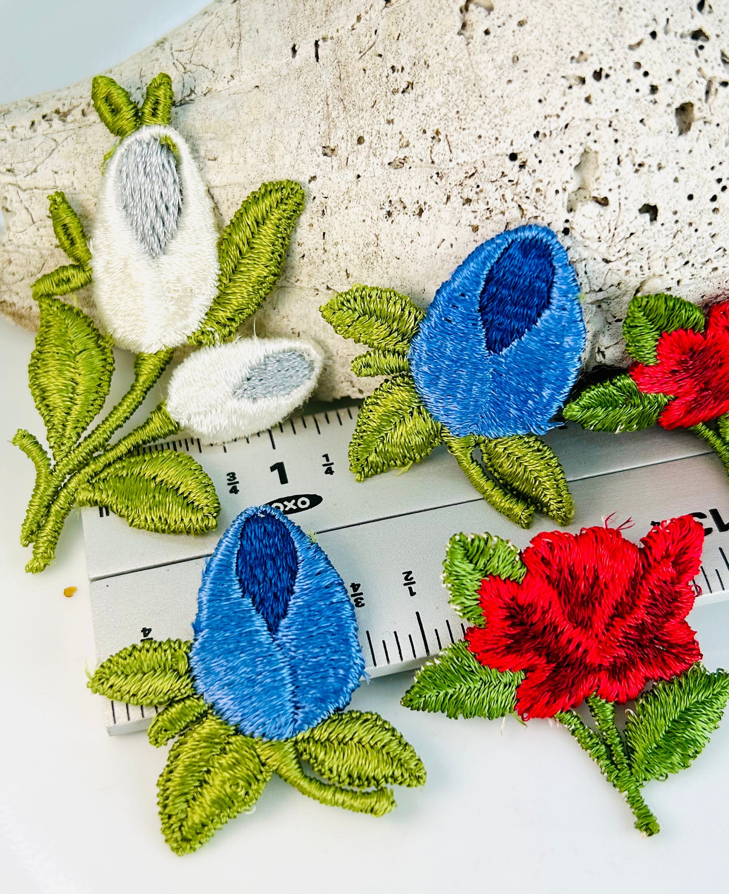 Sweet flowers vintage appliqués blue white red wholesale lace embroide ...