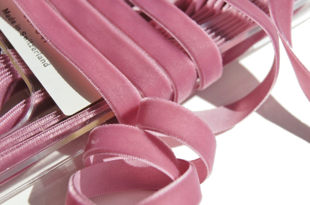 Mauve Velvet Ribbon Vintage from Switzerland 9mm – Lace Trim